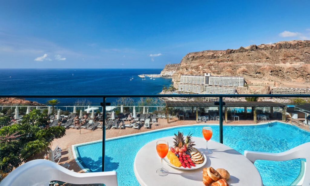 Fall in love with the views from the Mogán Princess hotel